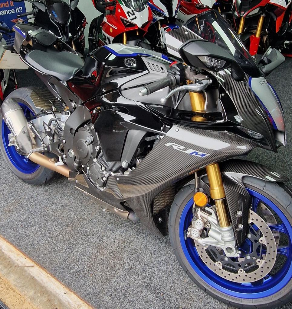 Yamaha Yzf R1m 21 (yzf1000d) from A.H. Superbikes